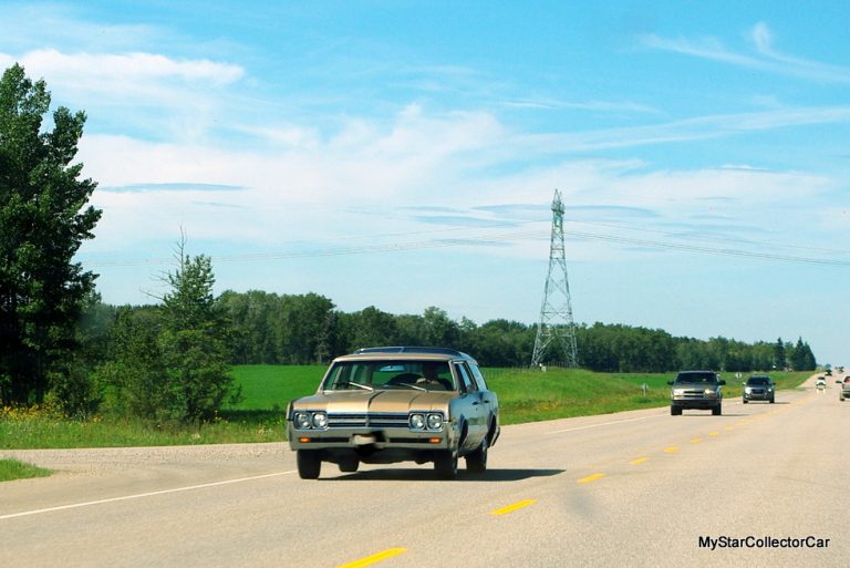 OCTOBER 2019 ROAD WARRIORS—AN OPEN ROAD, CLASSIC IRON AND A GREAT ...