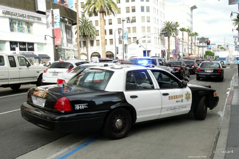 2011 CROWN VICTORIA POLICE CARS STILL IN ACTIVE SERVICE WITH THIS ...