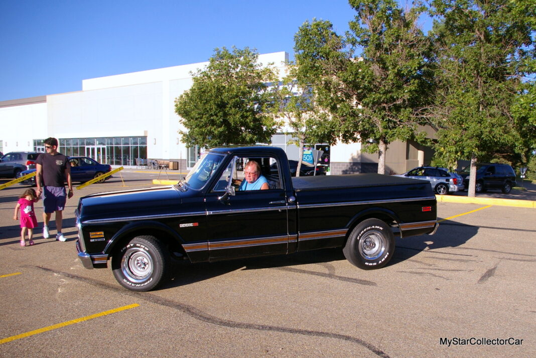 APRIL 2025: THIS 1972 CHEVY CHEYENNE SHORT BOX TRUCK IS A 40,000 MILE ...